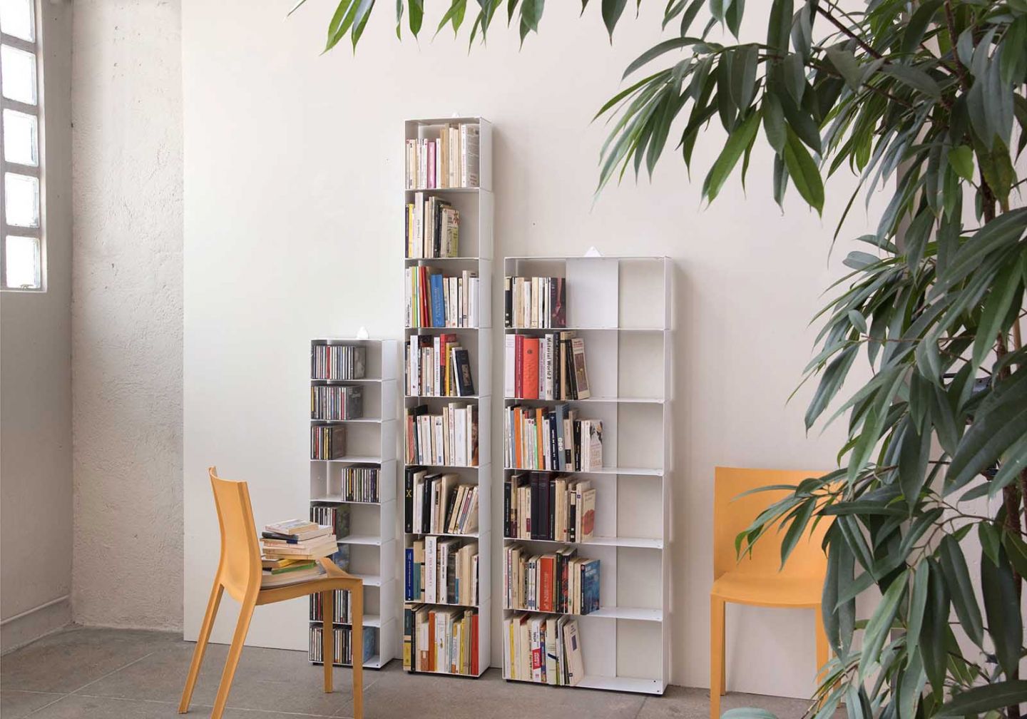 Narrow Bookcase W30 H100 D15 cm - 4 shelves