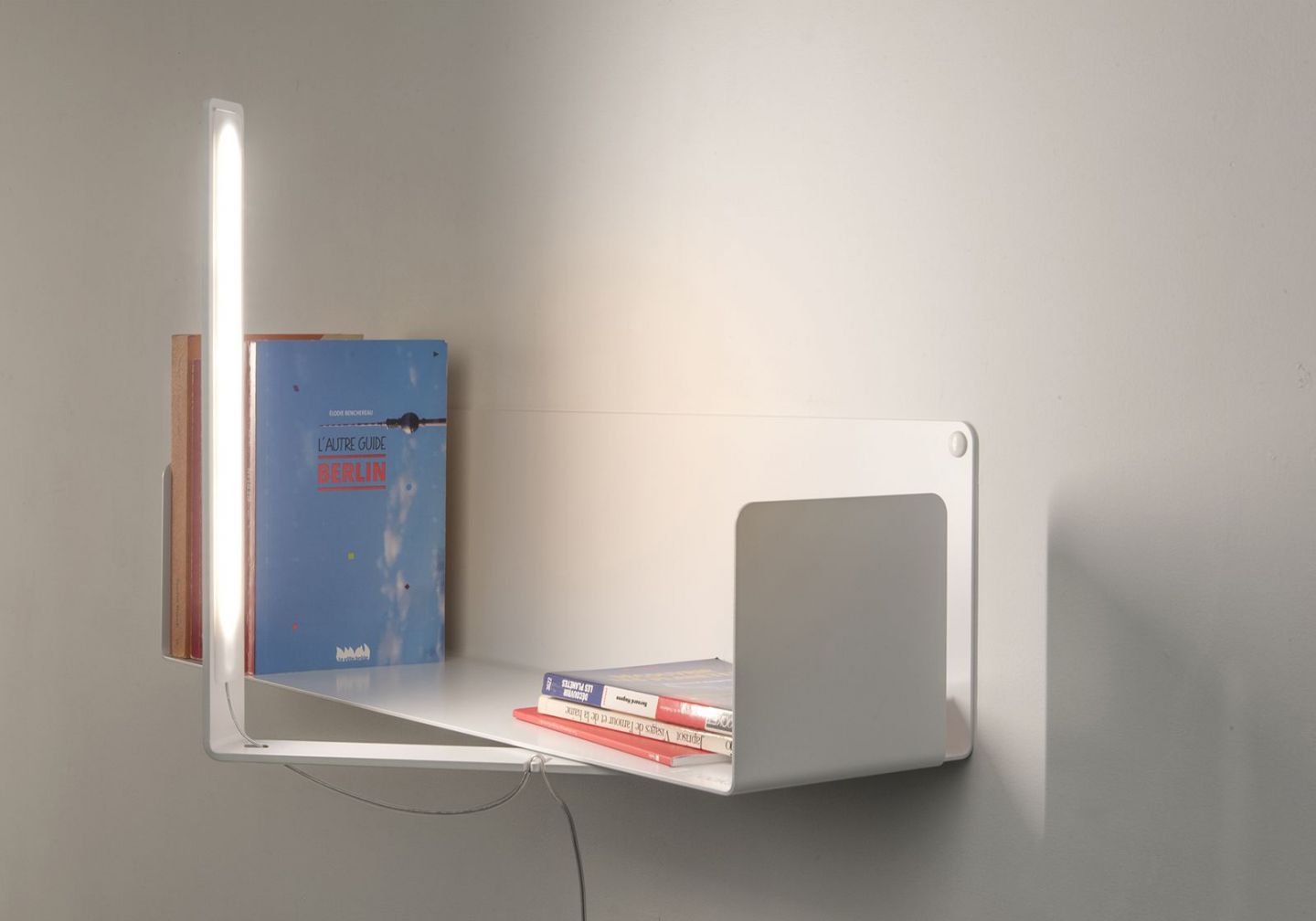 Led wall light TEElight - by TEEbooks